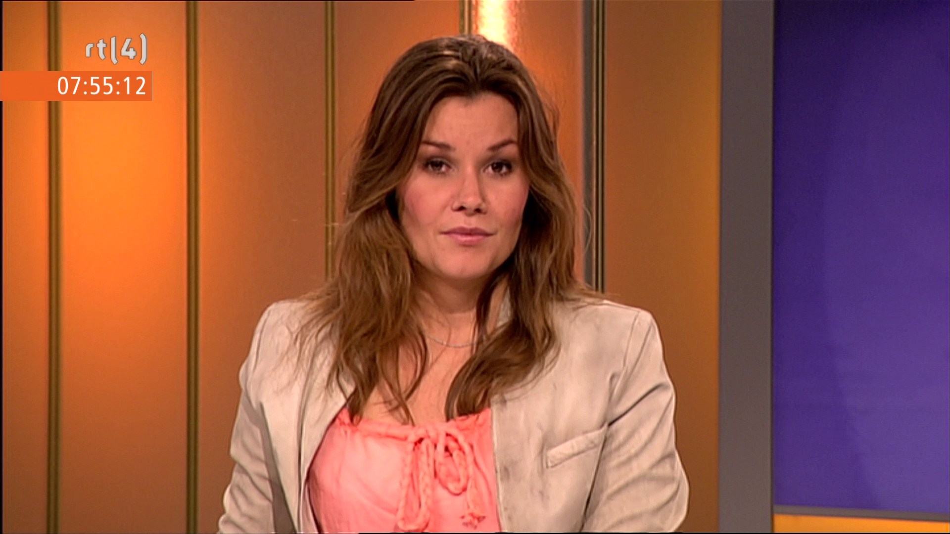 Anniko van Santen – Vidcaps