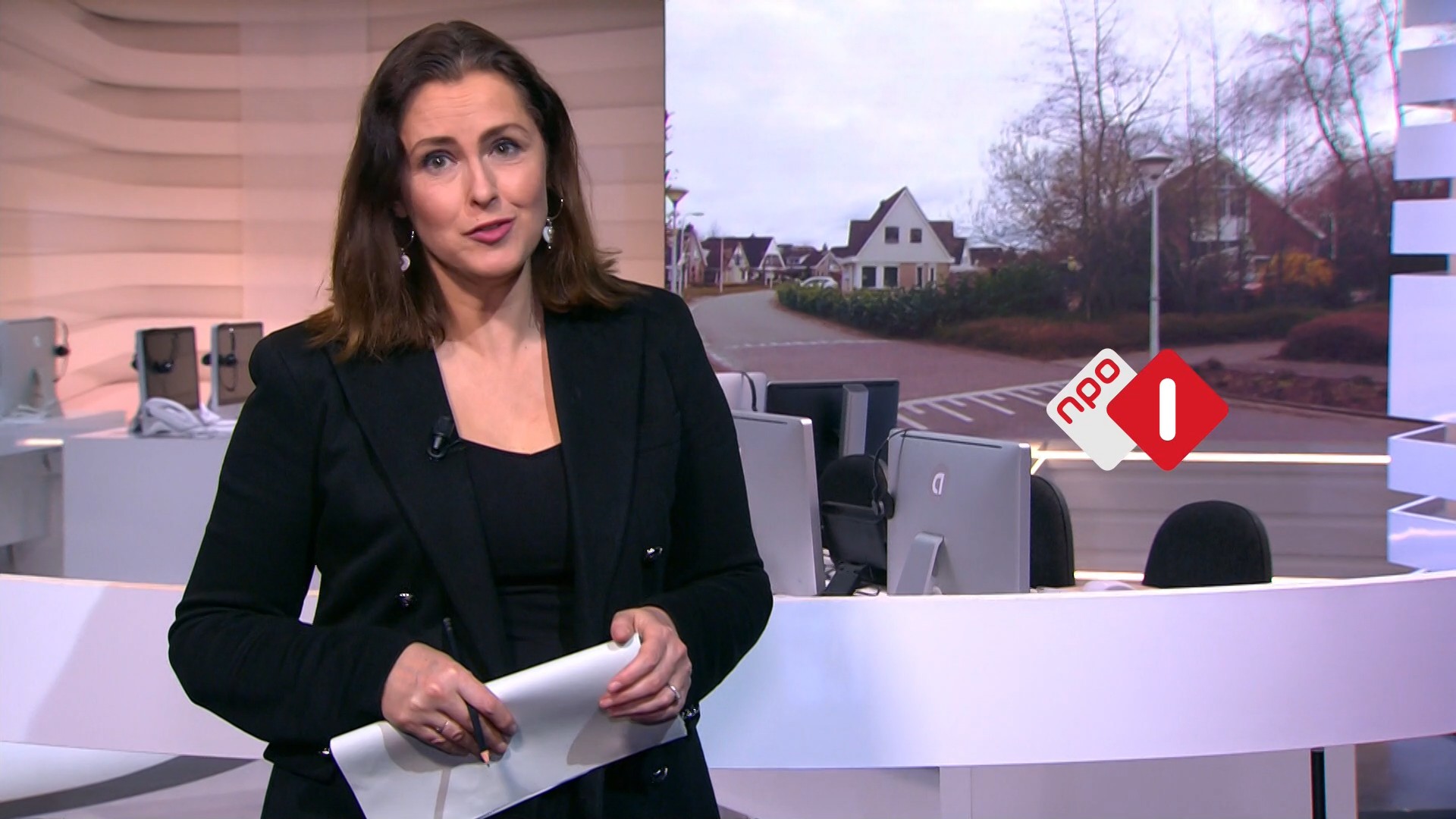 Anniko van Santen – Vidcaps