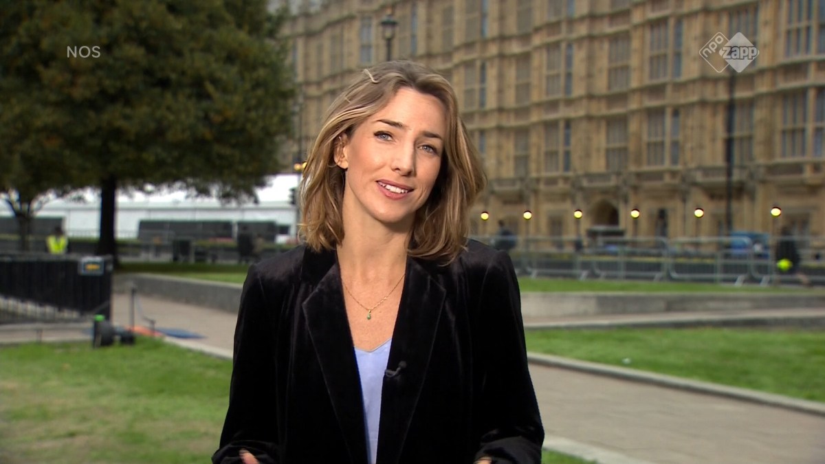 Fleur Launspach – Vidcaps