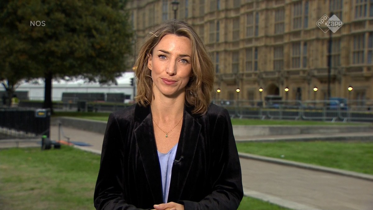 Fleur Launspach – Vidcaps