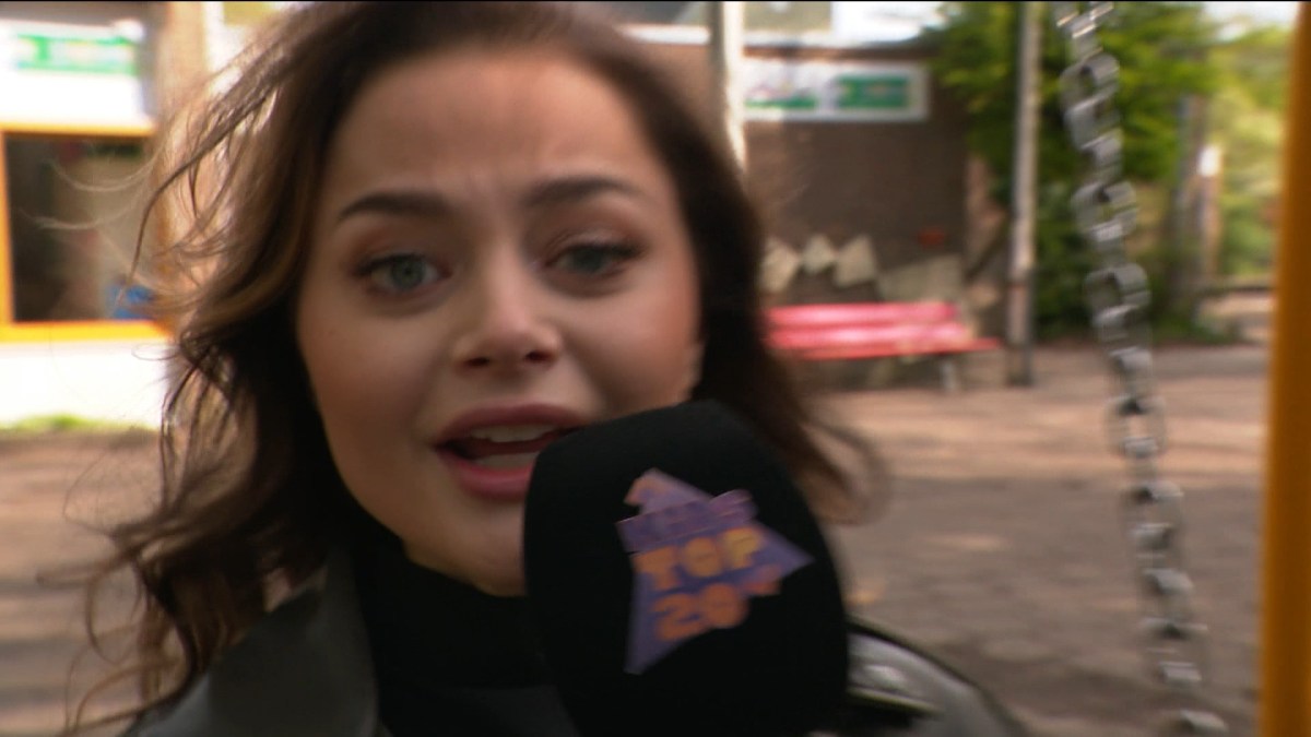 Stefania Liberakakis – Vidcaps
