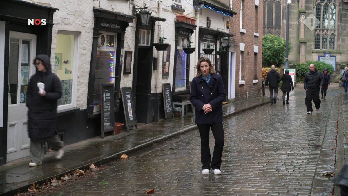 Fleur Launspach – Vidcaps