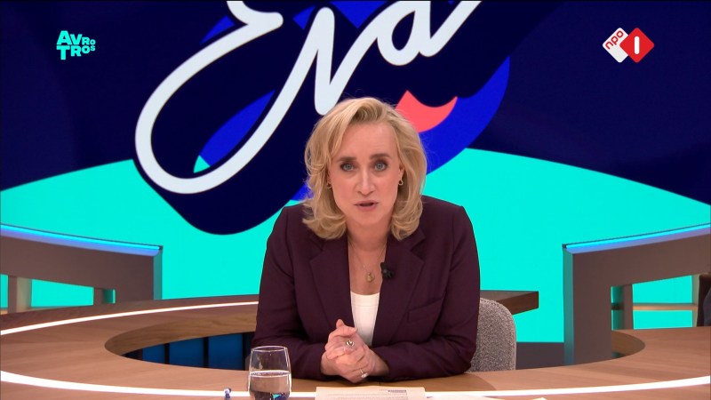 Eva Jinek – Vidcaps