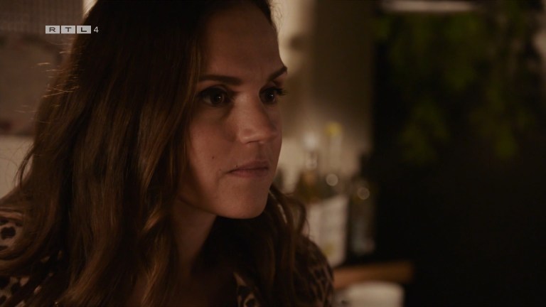 Marly van der Velden – Vidcaps